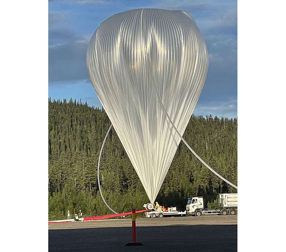XL-Calibur telescope launches in balloon from Swedish Space Center